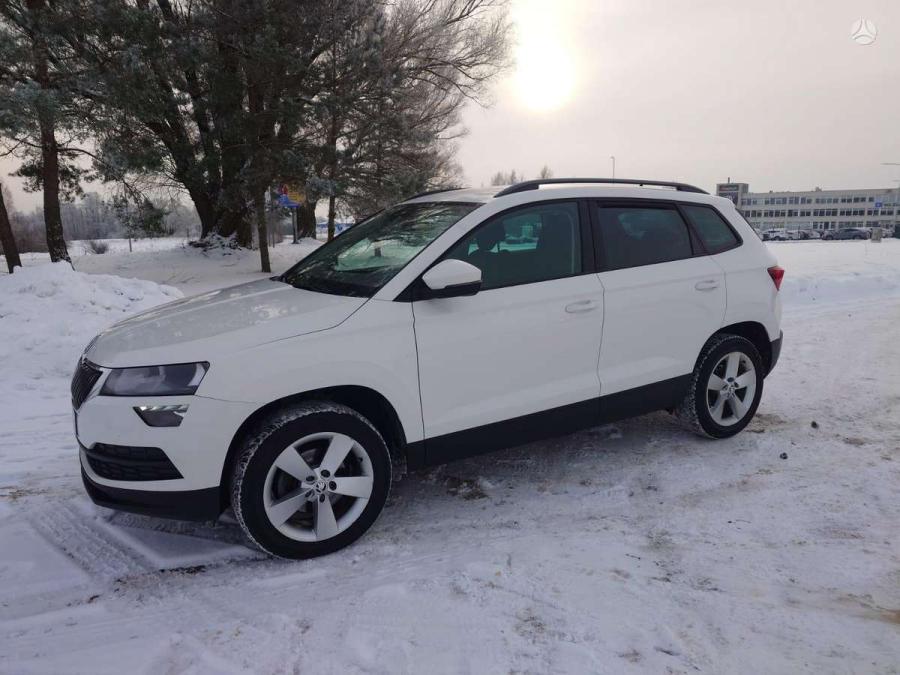 Balts Skoda Karoq 2020 Tauragė, ar dzinēja tilpumu 1.60 L un nobraukumu 285 tūkst. km par 12463 €, foto 1 vietnē AUTOMOTO.COM.LV