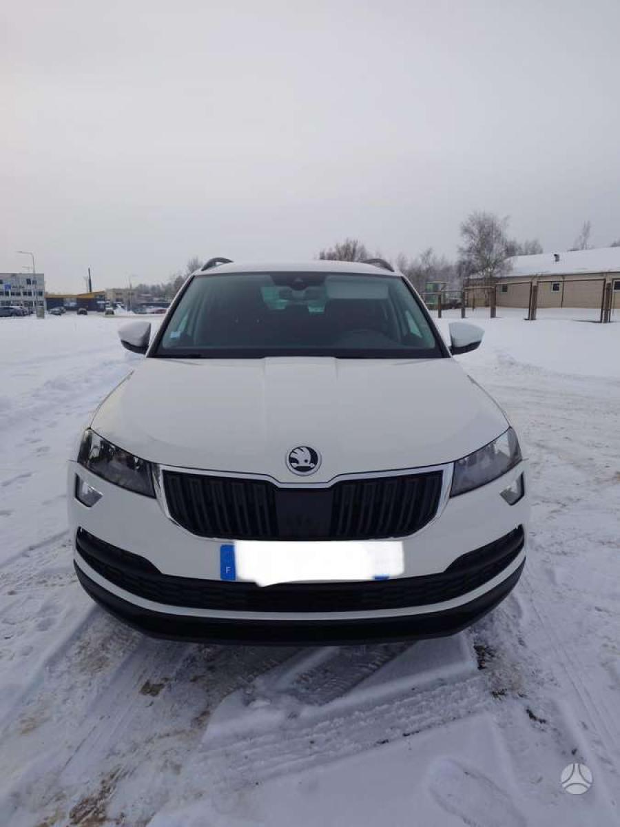 Balts Skoda Karoq 2020 Tauragė, ar dzinēja tilpumu 1.60 L un nobraukumu 285 tūkst. km par 12463 €, foto 4 vietnē AUTOMOTO.COM.LV