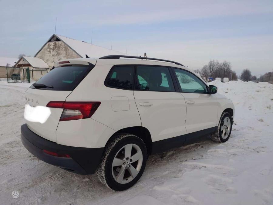 Balts Skoda Karoq 2020 Tauragė, ar dzinēja tilpumu 1.60 L un nobraukumu 285 tūkst. km par 12463 €, foto 6 vietnē AUTOMOTO.COM.LV