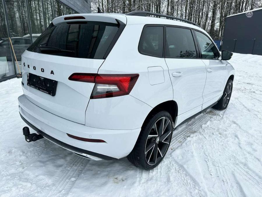 Balts Skoda Karoq 2020 Kauņa, ar dzinēja tilpumu 1.50 L un nobraukumu 213 tūkst. km par 17200 €, foto 3 vietnē AUTOMOTO.COM.LV
