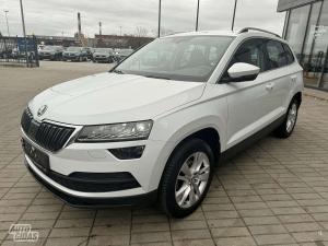 White Skoda Karoq 2020 in Kaunas, with an engine capacity of 1.00 L and mileage of 188 thousand km for 12900 €, photo  on AUTOMOTO.COM.LV