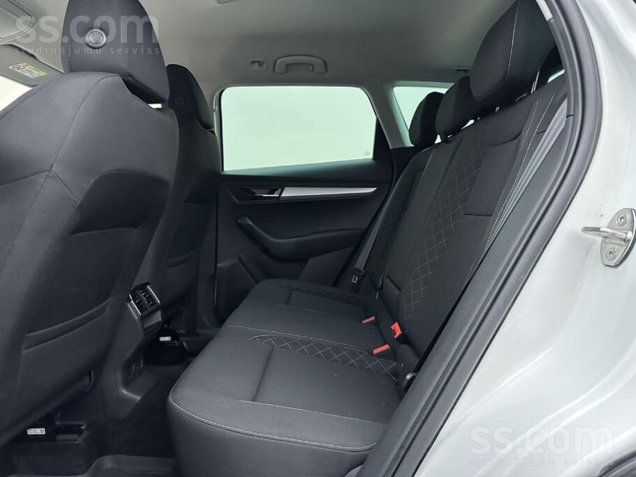 Balts Skoda Karoq 2020 Rīga, ar dzinēja tilpumu 2.00 L un nobraukumu 191 tūkst. km par 15800 €, foto 16 vietnē AUTOMOTO.COM.LV