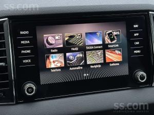 Balts Skoda Karoq 2020 Rīga, ar dzinēja tilpumu 2.00 L un nobraukumu 191 tūkst. km par 15800 €, foto 24 vietnē AUTOMOTO.COM.LV