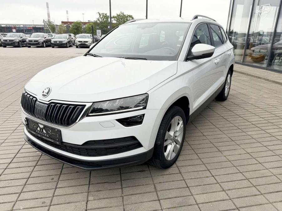 Белый Шкода Karoq 2020 в Каунас, объемом двигателя 1.00 л и пробегом 188 тыс. км за 12900 €, фото 1 на AUTOMOTO.COM.LV