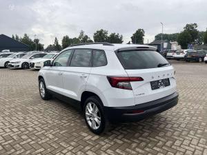 Белый Шкода Karoq 2020 в Таураге, объемом двигателя 1.60 л и пробегом 271 тыс. км за 11900 €, фото 12 на AUTOMOTO.COM.LV