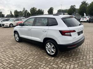 Белый Шкода Karoq 2020 в Таураге, объемом двигателя 1.60 л и пробегом 271 тыс. км за 11900 €, фото 13 на AUTOMOTO.COM.LV