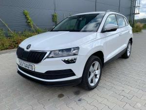 White Skoda Karoq 2020 in Vilnius, with an engine capacity of 1.60 L and mileage of 176 thousand km for 11616 €, photo 5 on AUTOMOTO.COM.LV
