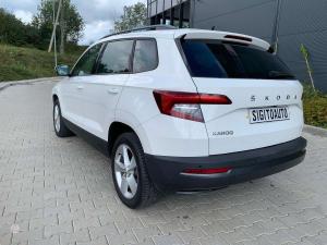 White Skoda Karoq 2020 in Vilnius, with an engine capacity of 1.60 L and mileage of 176 thousand km for 11616 €, photo 6 on AUTOMOTO.COM.LV