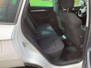 White Skoda Karoq 2020 in Vilnius, with an engine capacity of 1.60 L and mileage of 176 thousand km for 11616 €, photo 12 on AUTOMOTO.COM.LV
