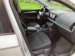 White Skoda Karoq 2020 in Vilnius, with an engine capacity of 1.60 L and mileage of 176 thousand km for 11616 €, photo 15 on AUTOMOTO.COM.LV