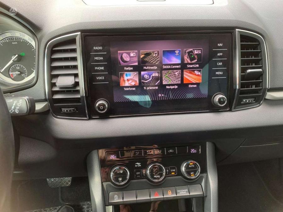 White Skoda Karoq 2020 in Vilnius, with an engine capacity of 1.60 L and mileage of 176 thousand km for 11616 €, photo 24 on AUTOMOTO.COM.LV