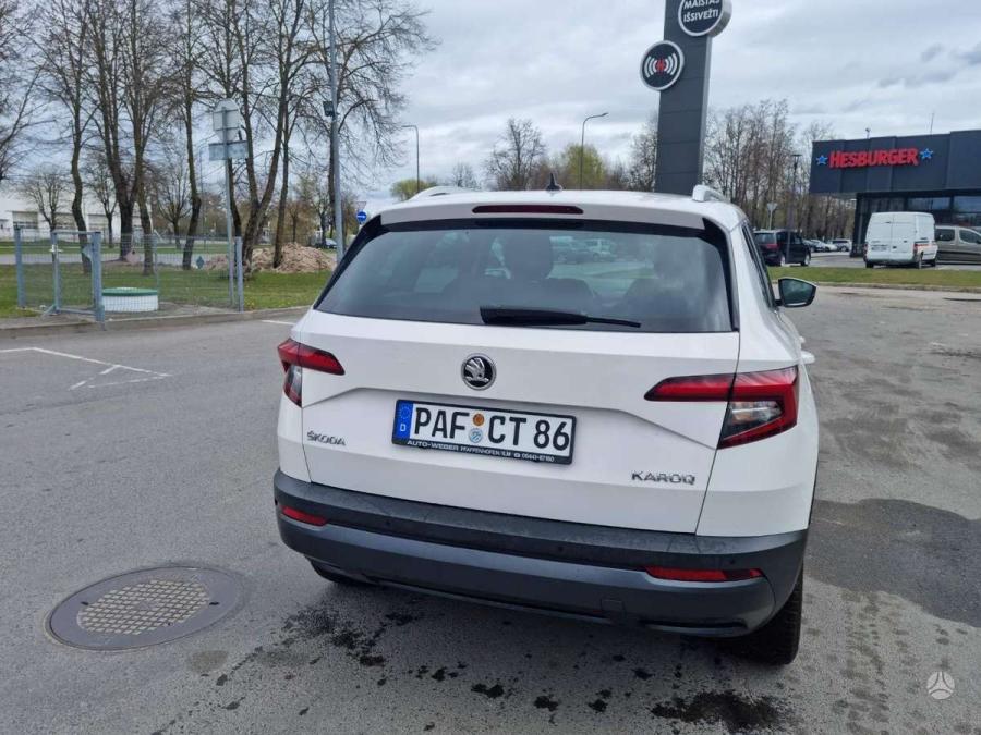 Balts Skoda Karoq 2020 Kauņa, ar dzinēja tilpumu 1.97 L un nobraukumu 268 tūkst. km par 15150 €, foto 6 vietnē AUTOMOTO.COM.LV