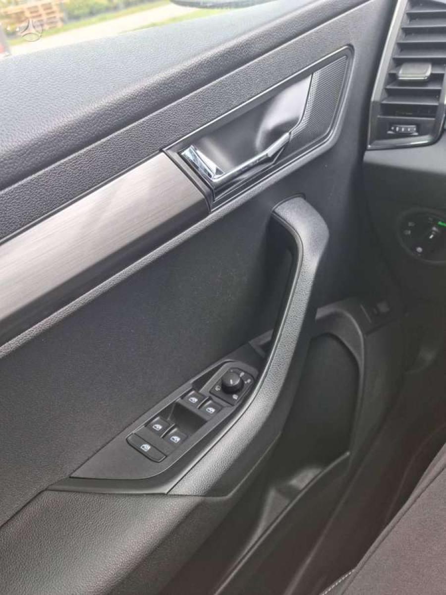 Balts Skoda Karoq 2020 Kauņa, ar dzinēja tilpumu 1.97 L un nobraukumu 268 tūkst. km par 15150 €, foto 9 vietnē AUTOMOTO.COM.LV