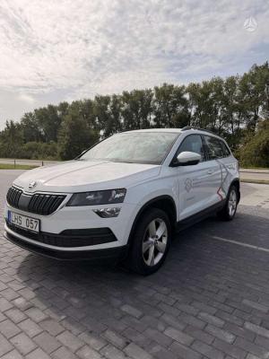 Белый Шкода Karoq 2020 в Клайпеда, объемом двигателя 1.60 л и пробегом 275 тыс. км за 10500 €, фото 3 на AUTOMOTO.COM.LV
