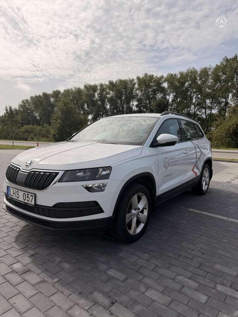 Белый Шкода Karoq 2020 в Клайпеда, объемом двигателя 1.60 л и пробегом 275 тыс. км за 10500 €, фото 3 на AUTOMOTO.COM.LV