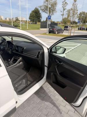 Белый Шкода Karoq 2020 в Клайпеда, объемом двигателя 1.60 л и пробегом 275 тыс. км за 10500 €, фото 9 на AUTOMOTO.COM.LV
