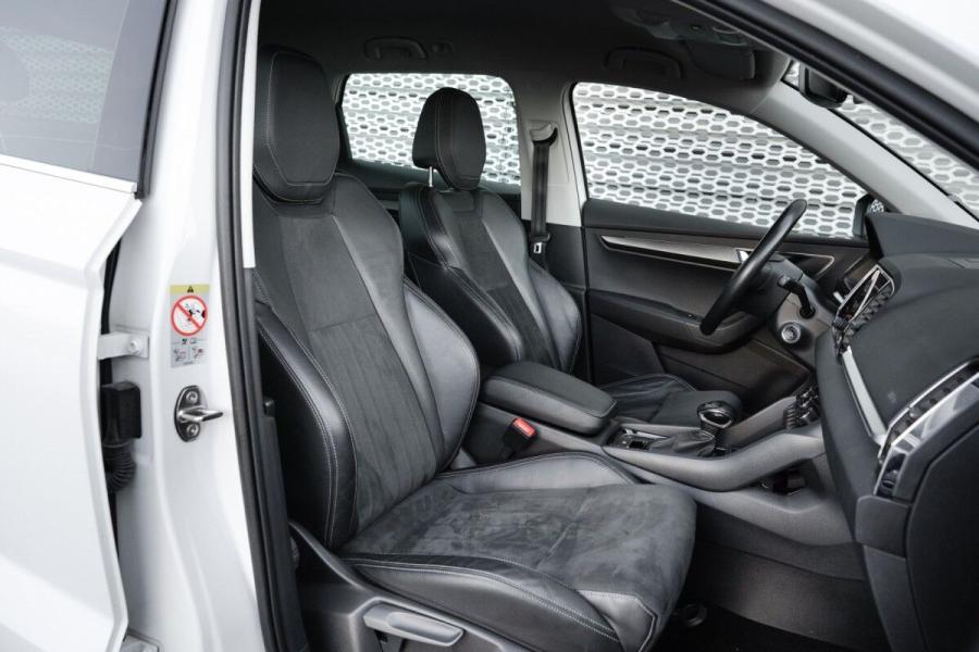 White Skoda Karoq 2020 in Marupe, with an engine capacity of 1.60 L and mileage of 152 thousand km for 17900 €, photo 32 on AUTOMOTO.COM.LV