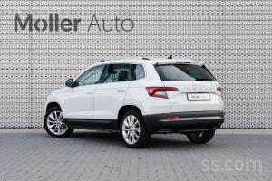 Белый Шкода Karoq 2020 в Рига, объемом двигателя 1.60 л и пробегом 152 тыс. км за 17900 €, фото 4 на AUTOMOTO.COM.LV