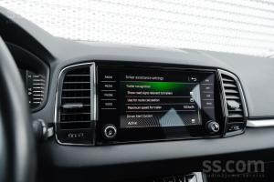 Белый Шкода Karoq 2020 в Рига, объемом двигателя 1.60 л и пробегом 152 тыс. км за 17900 €, фото 27 на AUTOMOTO.COM.LV