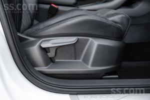Белый Шкода Karoq 2020 в Рига, объемом двигателя 1.60 л и пробегом 152 тыс. км за 17900 €, фото 33 на AUTOMOTO.COM.LV
