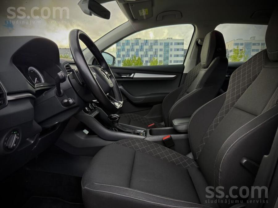 White Skoda Karoq 2021 in Riga, with an engine capacity of 2.00 L and mileage of 112 thousand km for 19990 €, photo 12 on AUTOMOTO.COM.LV