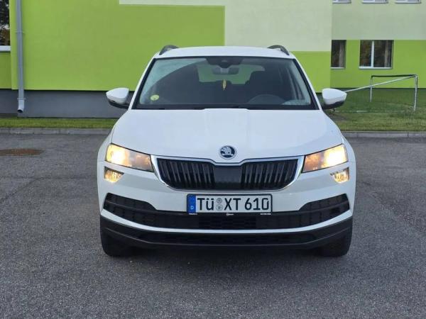 Balts Skoda Karoq 2021 Cēsis, ar dzinēja tilpumu 2.00 L un nobraukumu 232 tūkst. km par 13500 €, foto 3 vietnē AUTOMOTO.COM.LV