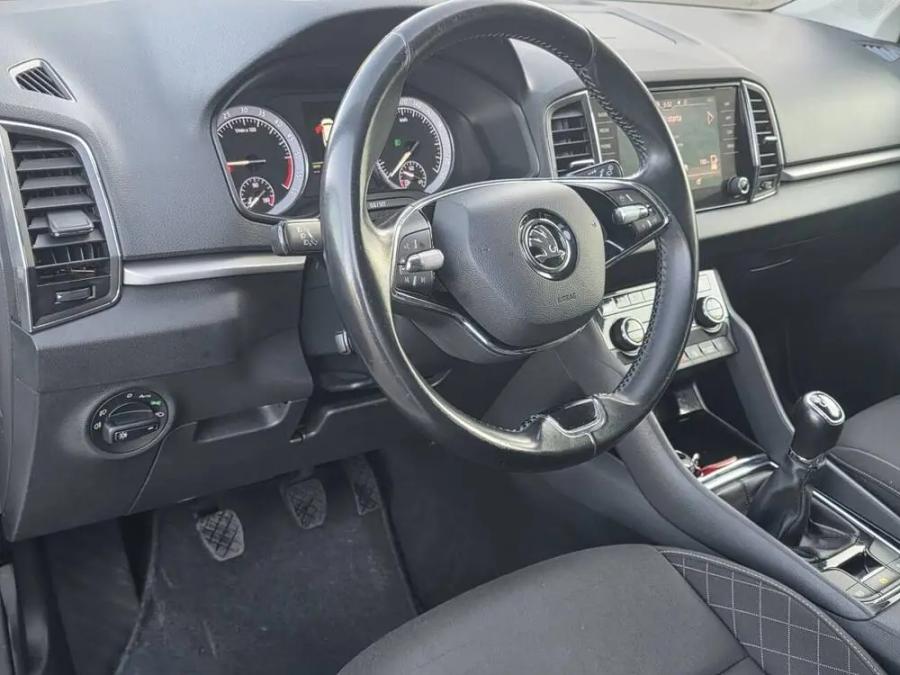 Белый Шкода Karoq 2021 в Цесис, объемом двигателя 2.00 л и пробегом 232 тыс. км за 13500 €, фото 19 на AUTOMOTO.COM.LV