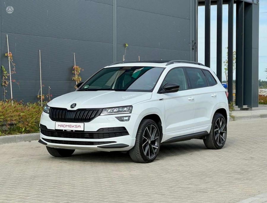 White Skoda Karoq 2021 in Vilnius, with an engine capacity of 1.50 L and mileage of 235 thousand km for 16990 €, photo 10 on AUTOMOTO.COM.LV