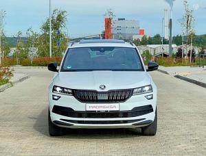 White Skoda Karoq 2021 in Vilnius, with an engine capacity of 1.50 L and mileage of 235 thousand km for 16990 €, photo 12 on AUTOMOTO.COM.LV
