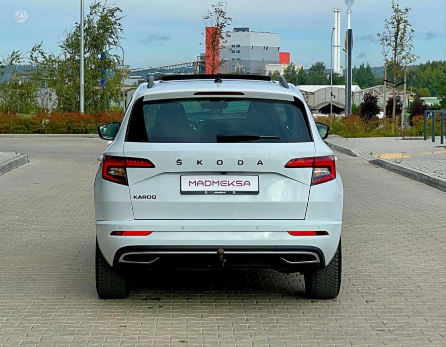 White Skoda Karoq 2021 in Vilnius, with an engine capacity of 1.50 L and mileage of 235 thousand km for 16990 €, photo 13 on AUTOMOTO.COM.LV