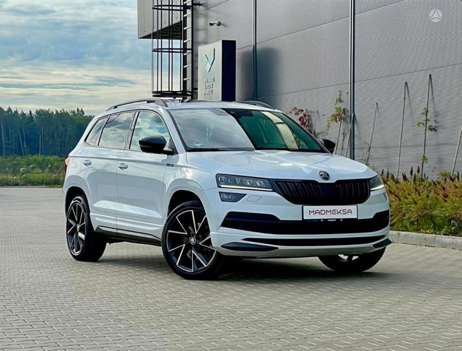 White Skoda Karoq 2021 in Vilnius, with an engine capacity of 1.50 L and mileage of 235 thousand km for 16990 €, photo 18 on AUTOMOTO.COM.LV