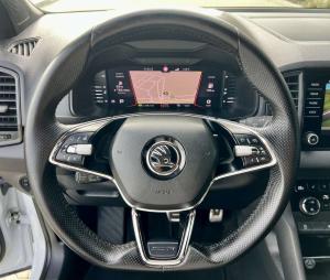 White Skoda Karoq 2021 in Vilnius, with an engine capacity of 1.50 L and mileage of 235 thousand km for 16990 €, photo 28 on AUTOMOTO.COM.LV