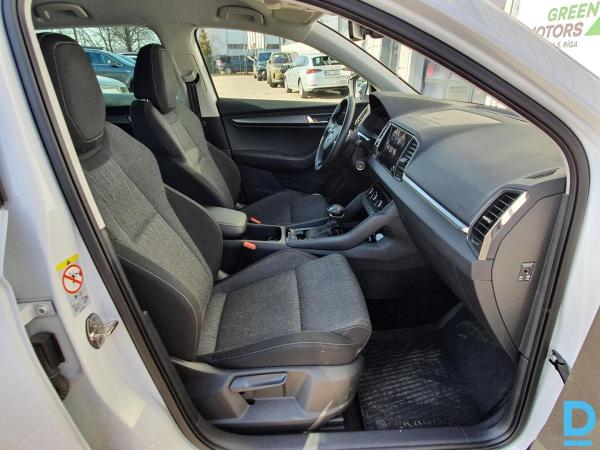 White Skoda Karoq 2022 in Tukums, with an engine capacity of 1.50 L and mileage of 34 thousand km for 23500 €, photo 7 on AUTOMOTO.COM.LV