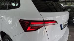 Balts Skoda Karoq 2022 Rīga, ar dzinēja tilpumu 1.50 L un nobraukumu 78 tūkst. km par 24900 €, foto 10 vietnē AUTOMOTO.COM.LV