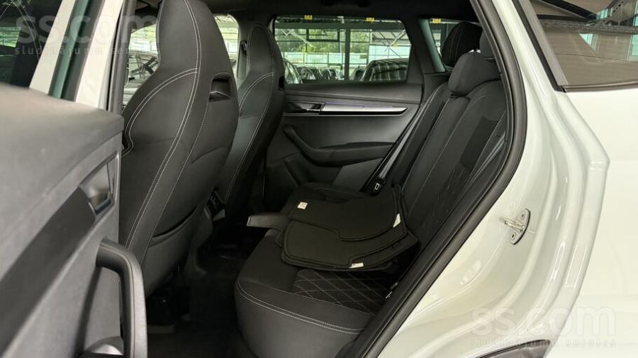 Balts Skoda Karoq 2022 Rīga, ar dzinēja tilpumu 1.50 L un nobraukumu 78 tūkst. km par 24900 €, foto 13 vietnē AUTOMOTO.COM.LV