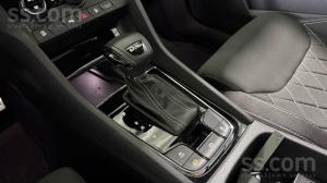 Balts Skoda Karoq 2022 Rīga, ar dzinēja tilpumu 1.50 L un nobraukumu 78 tūkst. km par 24900 €, foto 24 vietnē AUTOMOTO.COM.LV