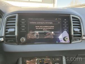 Balts Skoda Karoq 2022 Rīga, ar dzinēja tilpumu 1.50 L un nobraukumu 34 tūkst. km par 23500 €, foto 20 vietnē AUTOMOTO.COM.LV