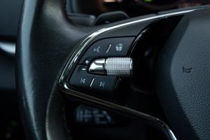 Balts Skoda Karoq 2022 Ventspils, ar dzinēja tilpumu 2.00 L un nobraukumu 128 tūkst. km par 22800 €, foto 21 vietnē AUTOMOTO.COM.LV
