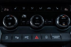 Balts Skoda Karoq 2022 Ventspils, ar dzinēja tilpumu 2.00 L un nobraukumu 128 tūkst. km par 22800 €, foto 28 vietnē AUTOMOTO.COM.LV