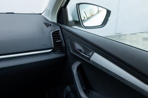 Balts Skoda Karoq 2022 Ventspils, ar dzinēja tilpumu 2.00 L un nobraukumu 128 tūkst. km par 22800 €, foto 29 vietnē AUTOMOTO.COM.LV