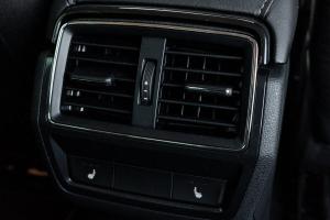 Balts Skoda Karoq 2022 Ventspils, ar dzinēja tilpumu 2.00 L un nobraukumu 128 tūkst. km par 22800 €, foto 30 vietnē AUTOMOTO.COM.LV