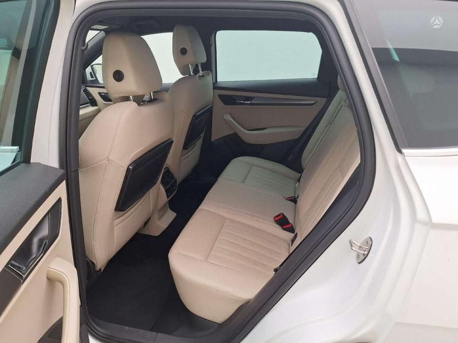 Balts Skoda Karoq 2022 Viļņa, ar dzinēja tilpumu 1.50 L un nobraukumu 74 tūkst. km par 24930 €, foto 15 vietnē AUTOMOTO.COM.LV