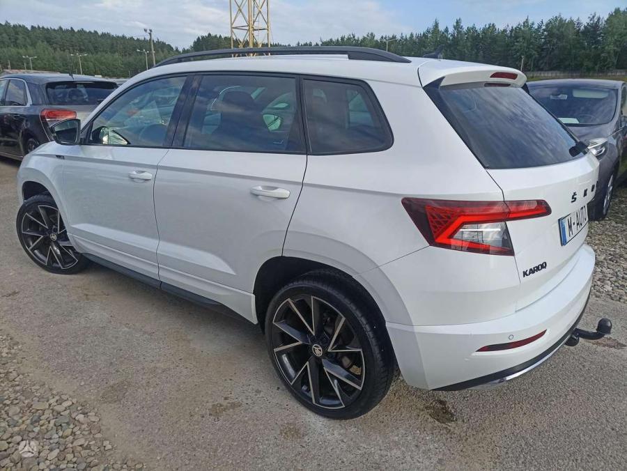 Белый Шкода Karoq 2022 в Вильнюс, объемом двигателя 1.50 л и пробегом 153 тыс. км за 24079 €, фото 10 на AUTOMOTO.COM.LV