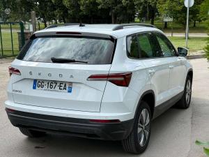 Белый Шкода Karoq 2022 в Таураге, объемом двигателя 1.97 л и пробегом 250 тыс. км за 14500 €, фото 8 на AUTOMOTO.COM.LV