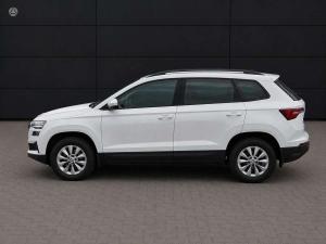 White Skoda Karoq 2022 in Vilnius, with an engine capacity of 1.50 L and mileage of 152 thousand km for 17990 €, photo 3 on AUTOMOTO.COM.LV