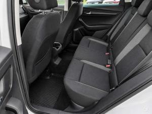 White Skoda Karoq 2022 in Vilnius, with an engine capacity of 1.50 L and mileage of 152 thousand km for 17990 €, photo 19 on AUTOMOTO.COM.LV