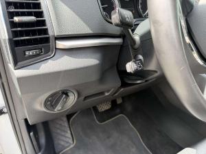 White Skoda Karoq 2022 in Vilnius, with an engine capacity of 1.97 L and mileage of 206 thousand km for 18400 €, photo 19 on AUTOMOTO.COM.LV
