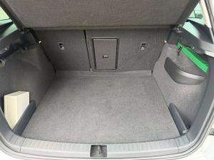 White Skoda Karoq 2022 in Vilnius, with an engine capacity of 1.97 L and mileage of 206 thousand km for 18400 €, photo 30 on AUTOMOTO.COM.LV