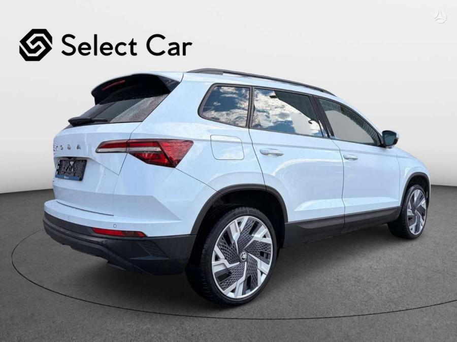 Balts Skoda Karoq 2022 Viļņa, ar dzinēja tilpumu 1.97 L un nobraukumu 183 tūkst. km par 16850 €, foto 3 vietnē AUTOMOTO.COM.LV