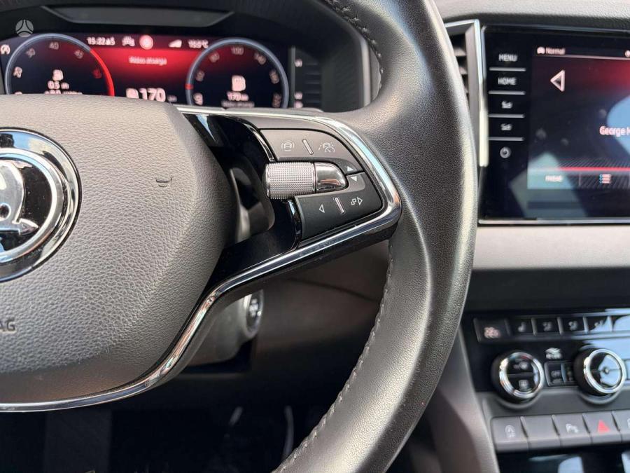 Balts Skoda Karoq 2022 Viļņa, ar dzinēja tilpumu 1.97 L un nobraukumu 183 tūkst. km par 16850 €, foto 12 vietnē AUTOMOTO.COM.LV